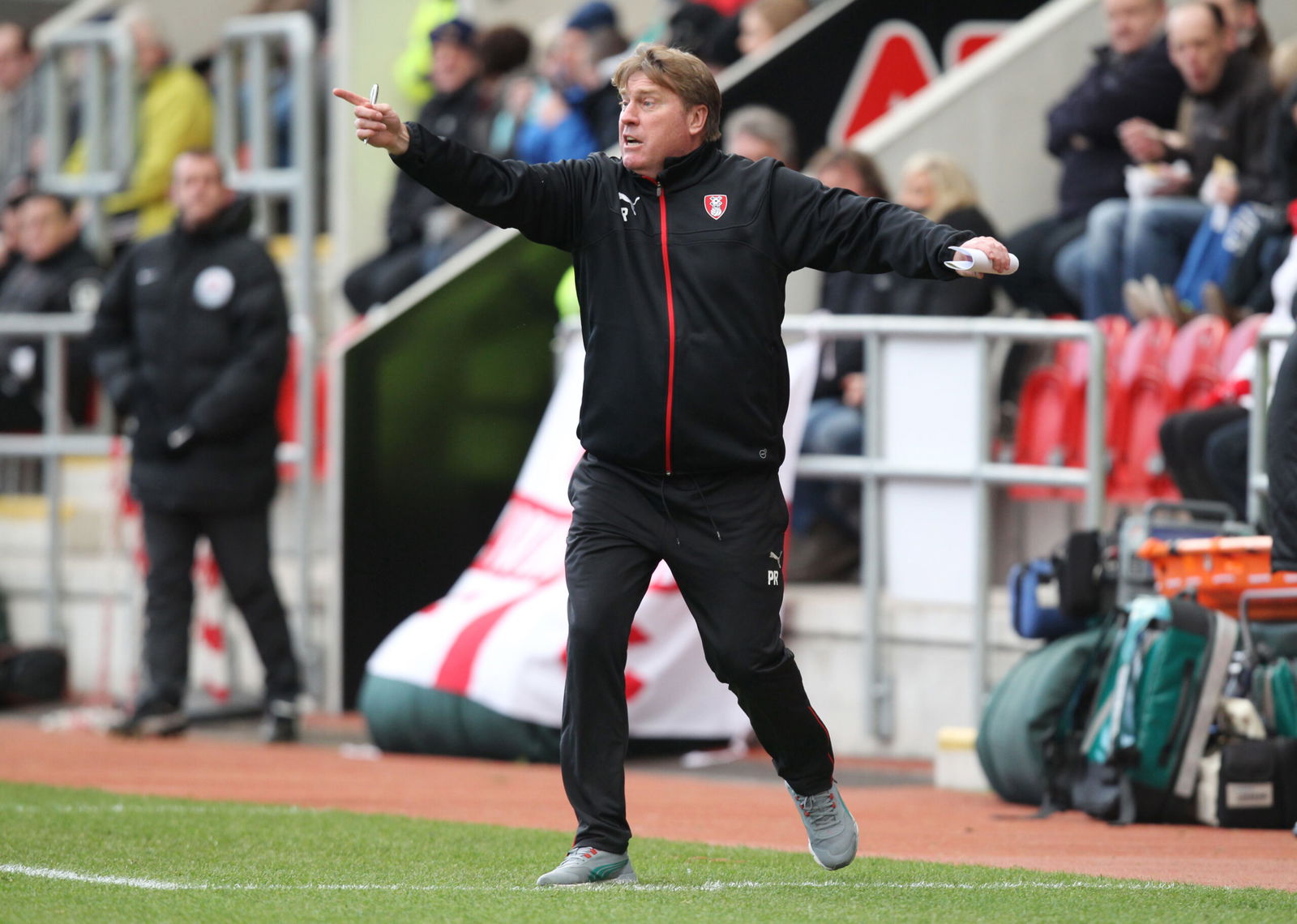 Raynor ‘Delighted’ After Trophy Win « Vital Football